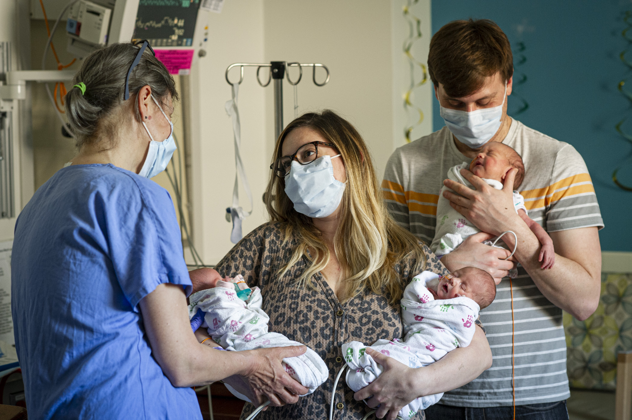 Photos: Chicago NICU Nurse Gives Birth to Triplets During Pandemic ...