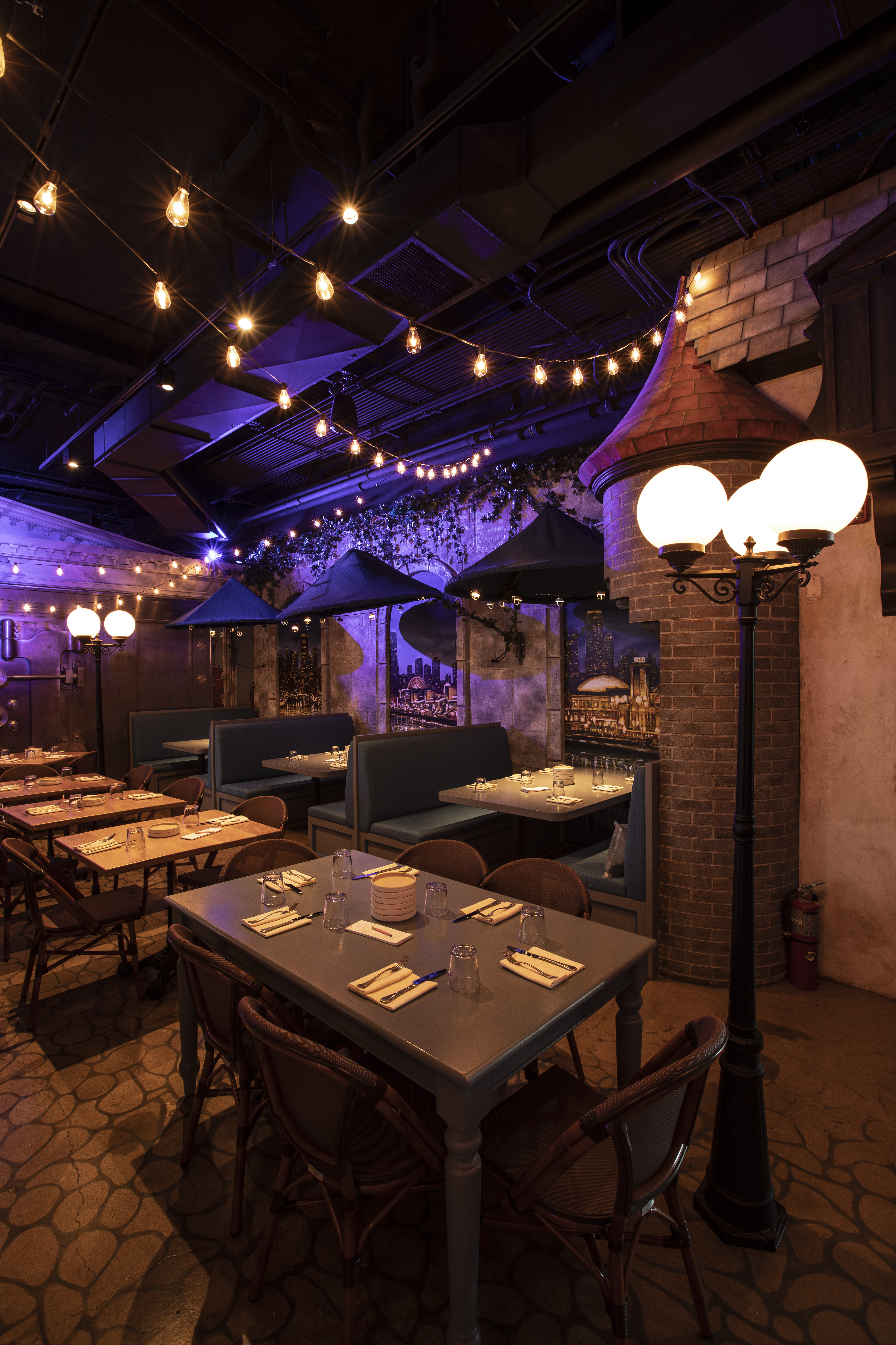 See Inside Chicago’s New Board Game Cafe from Cards Against Humanity ...