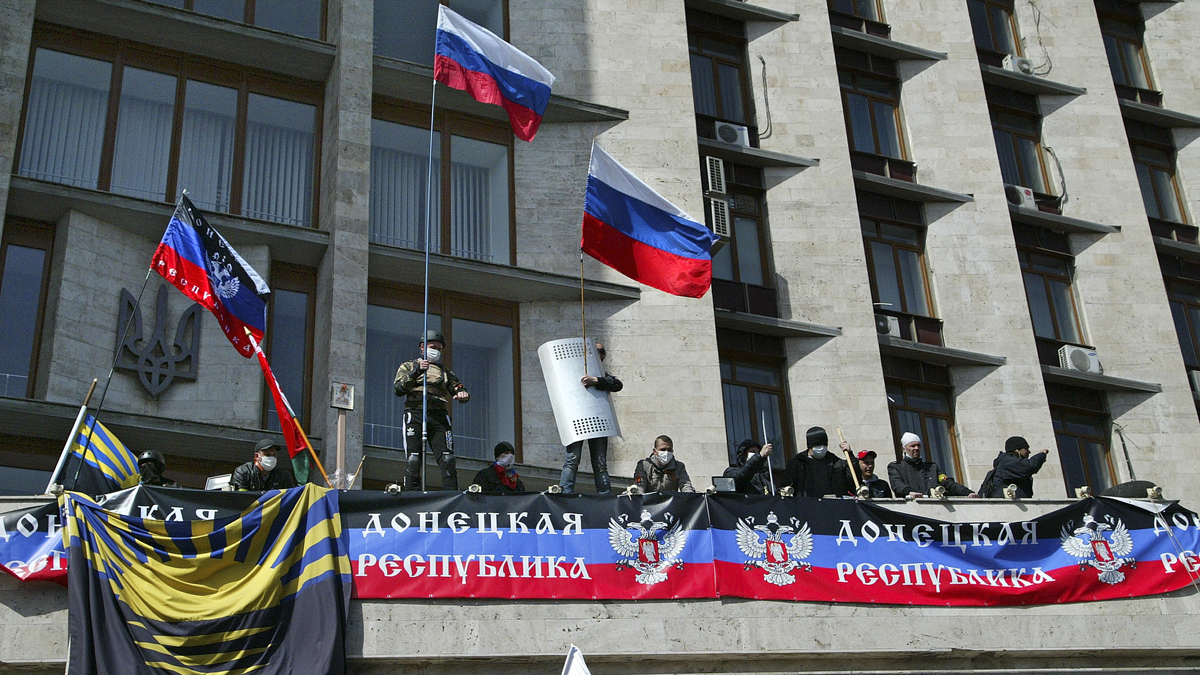 Separatists Proclaim Eastern Ukraine Region Independent – NBC Chicago