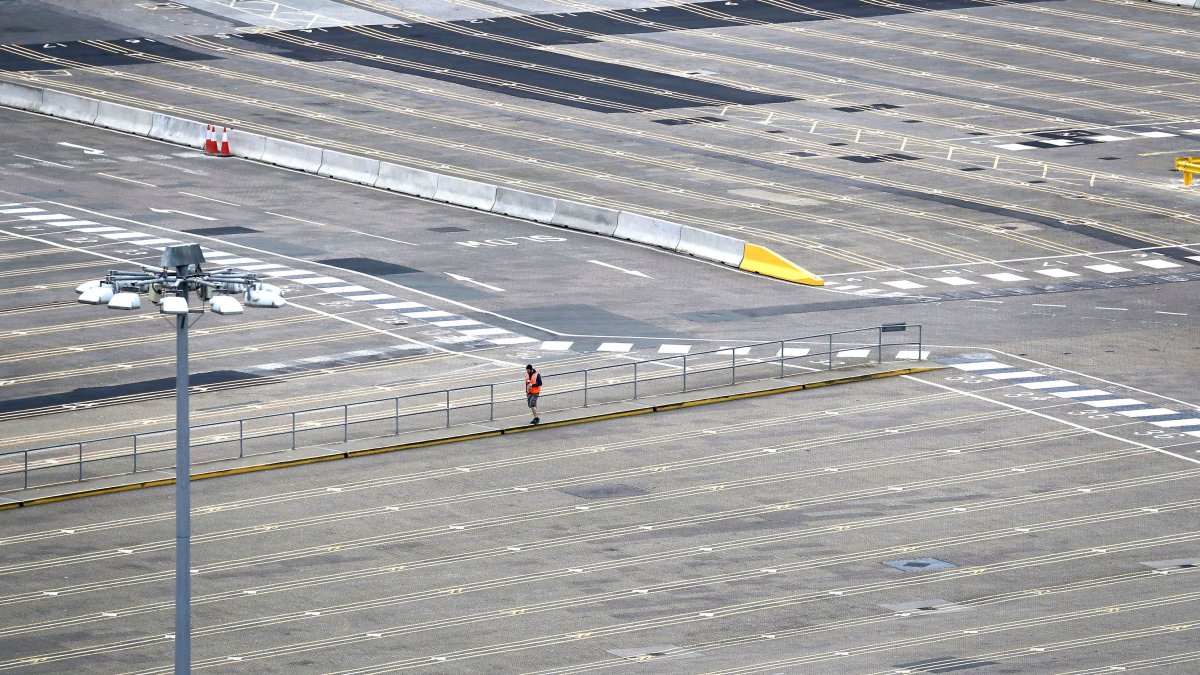 Business Fallout: Airlines Beg for Aid; Google Launches Site – NBC Chicago