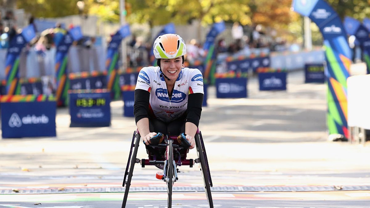 2021 Bank of America Chicago Marathon Wheelchair Elite: Amanda McGrory ...