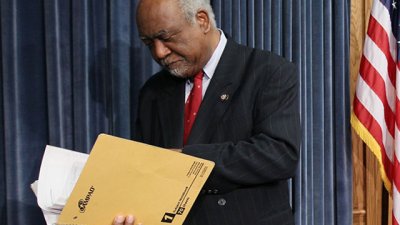 Congressman Danny Davis to announce plans to retire: Sources – NBC Chicago