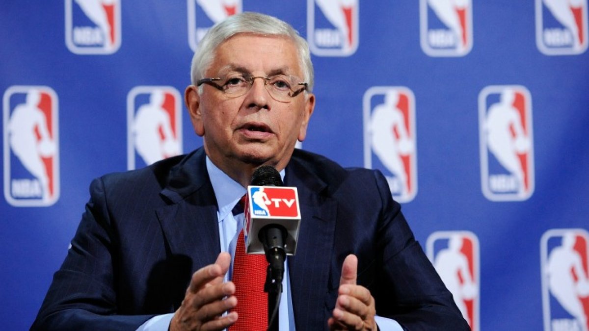 Former NBA Commissioner David Stern Dies Weeks After Emergency Brain ...