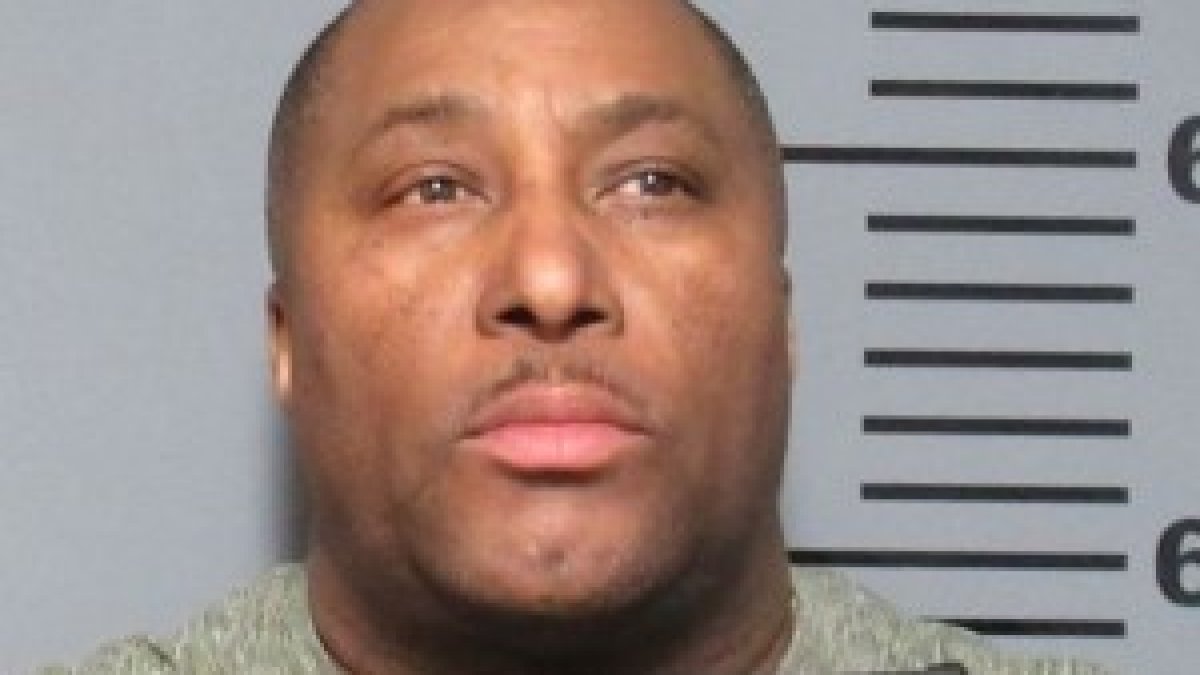 Rockdale Man Chained Relative to Pole for Weeks: Police – NBC Chicago