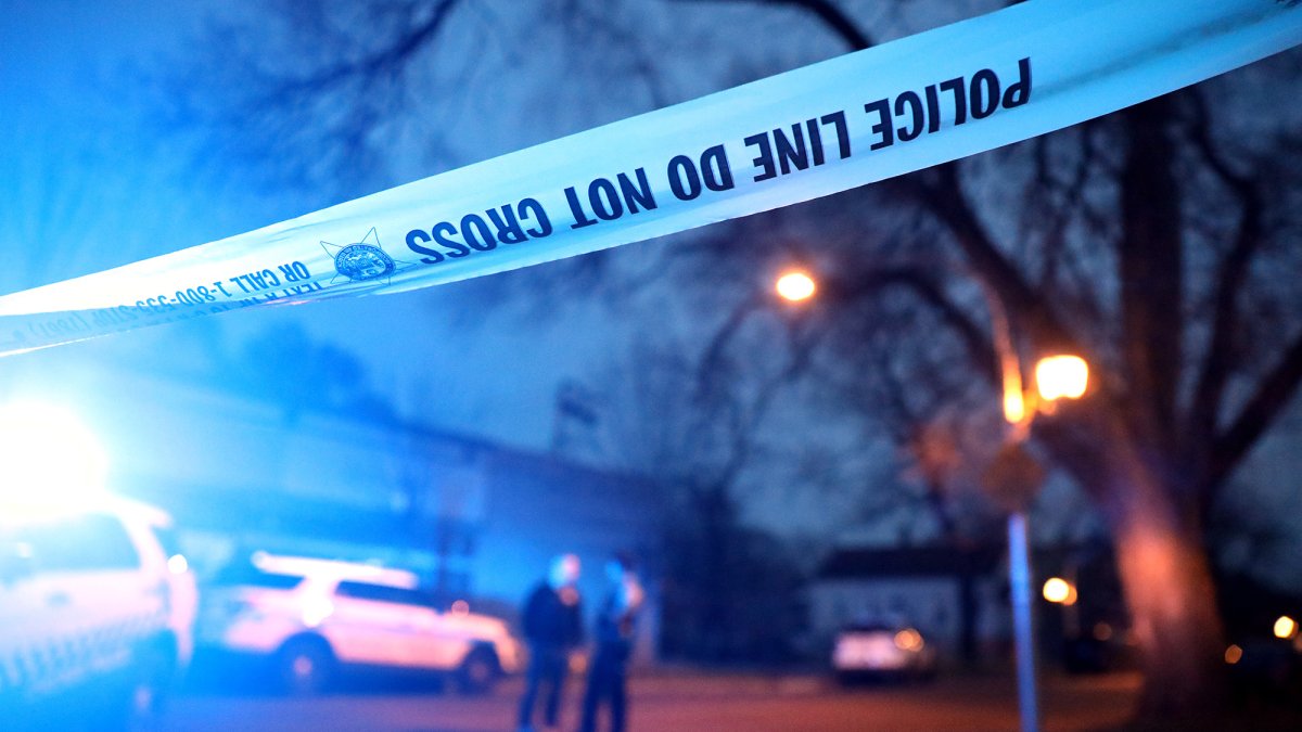 Chicago Gun Violence: 7 Dead, at Least 26 Wounded in Shootings Over 4th ...