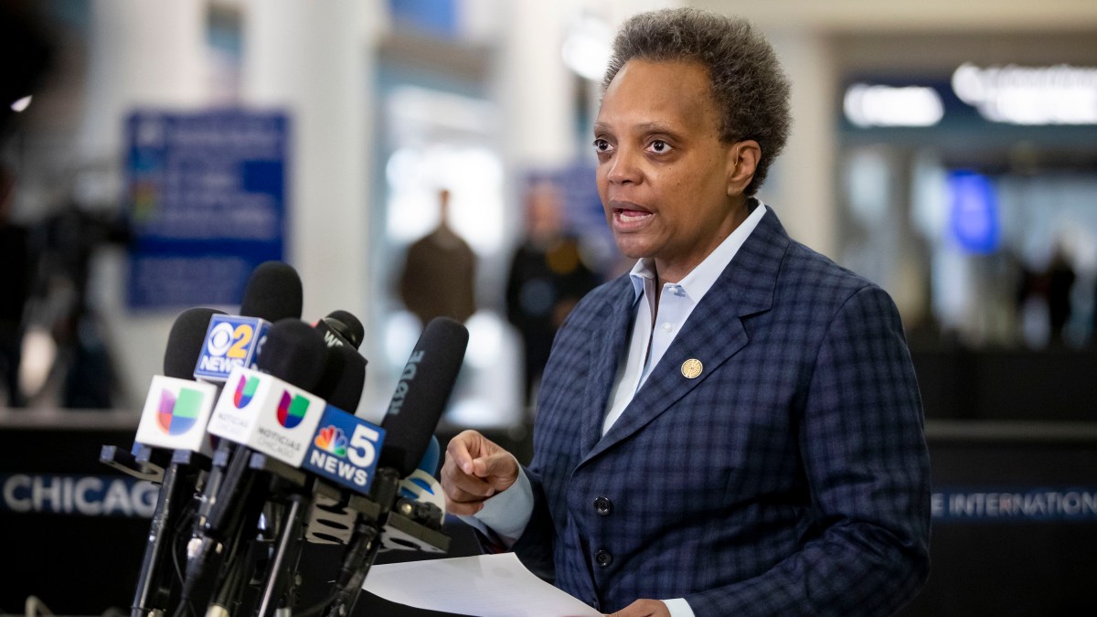 WATCH LIVE: Chicago Mayor to Give Televised Address From City Hall at 5 ...