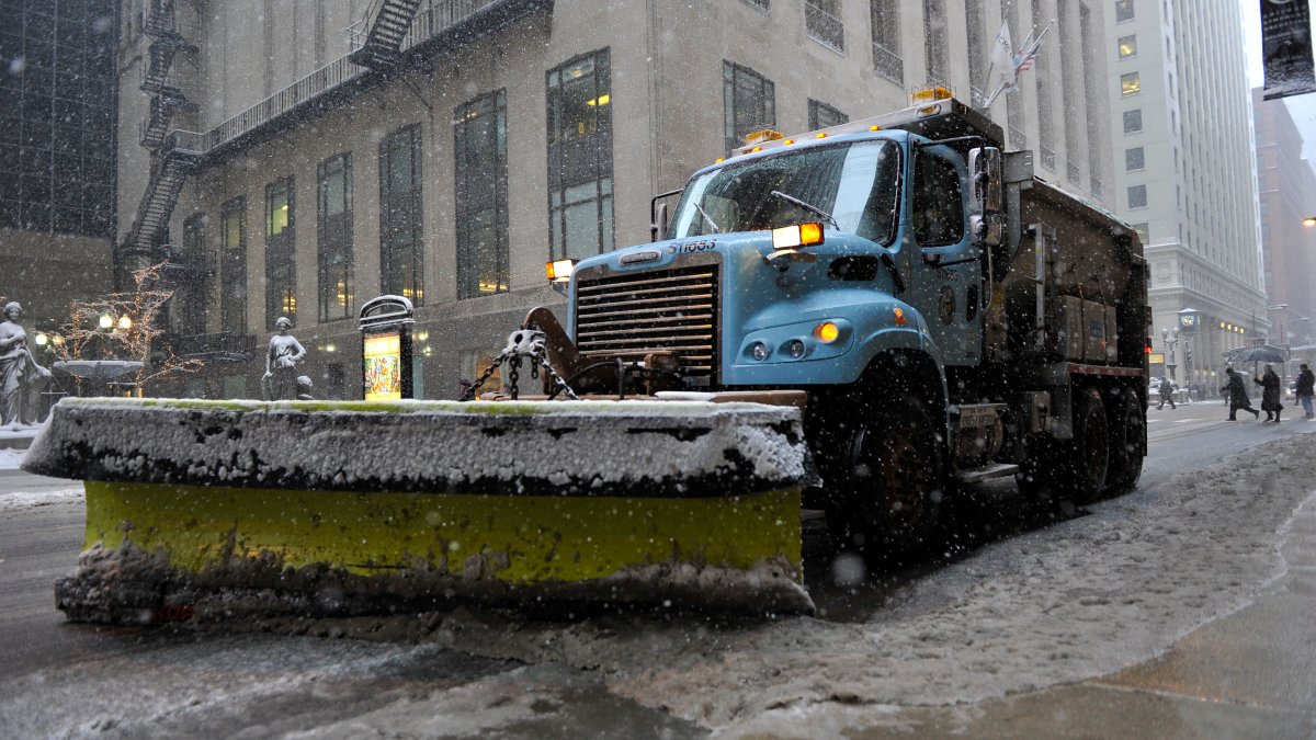 Winter Storm Warning: Crashes Close Parts of Several Illinois and ...
