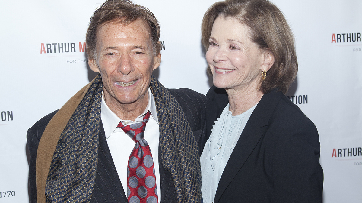 ’Friends’ and ‘Angels in America’ Actor Ron Leibman Dead at 82 – NBC ...