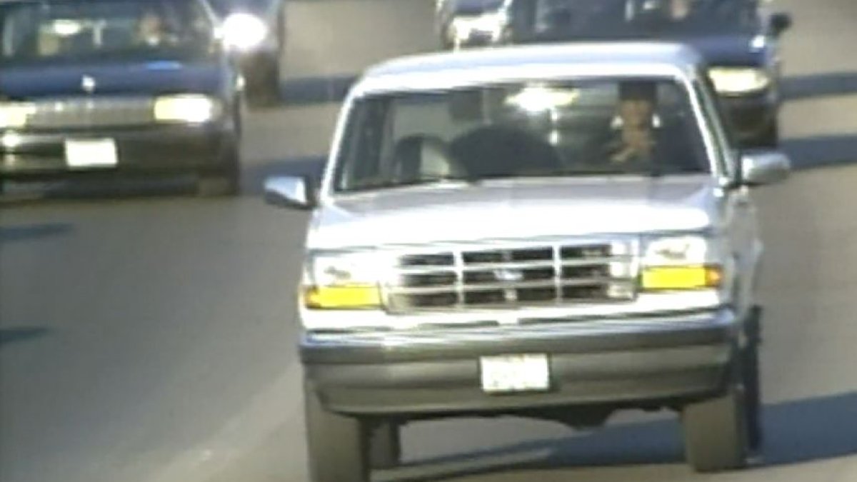Watch: Key moments in the OJ Simpson freeway pursuit – NBC Chicago