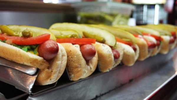 Portillo’s Reveals How Most Customers Order Their Hot Dogs – NBC Chicago