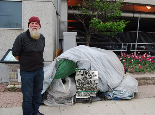 Homeless Man Has to Move Out of Naperville – NBC Chicago