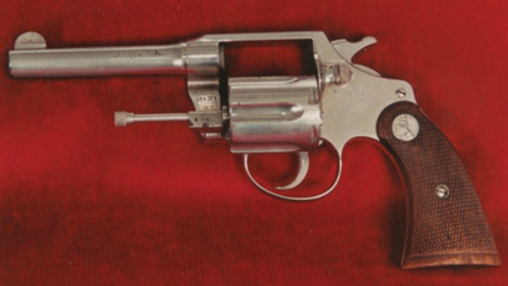 Al Capone Gun Sold For Nearly $110,000 – NBC Chicago