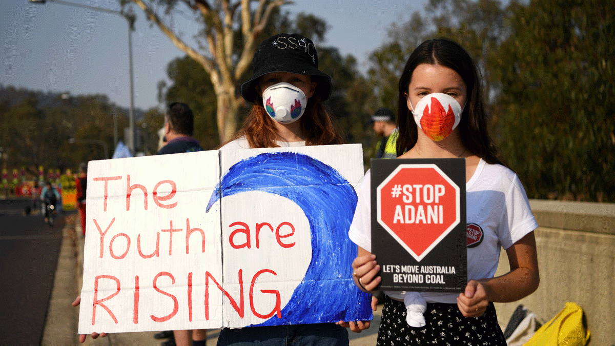 Protests Erupt as Australian Parliament Remembers Victims and Heroes of ...