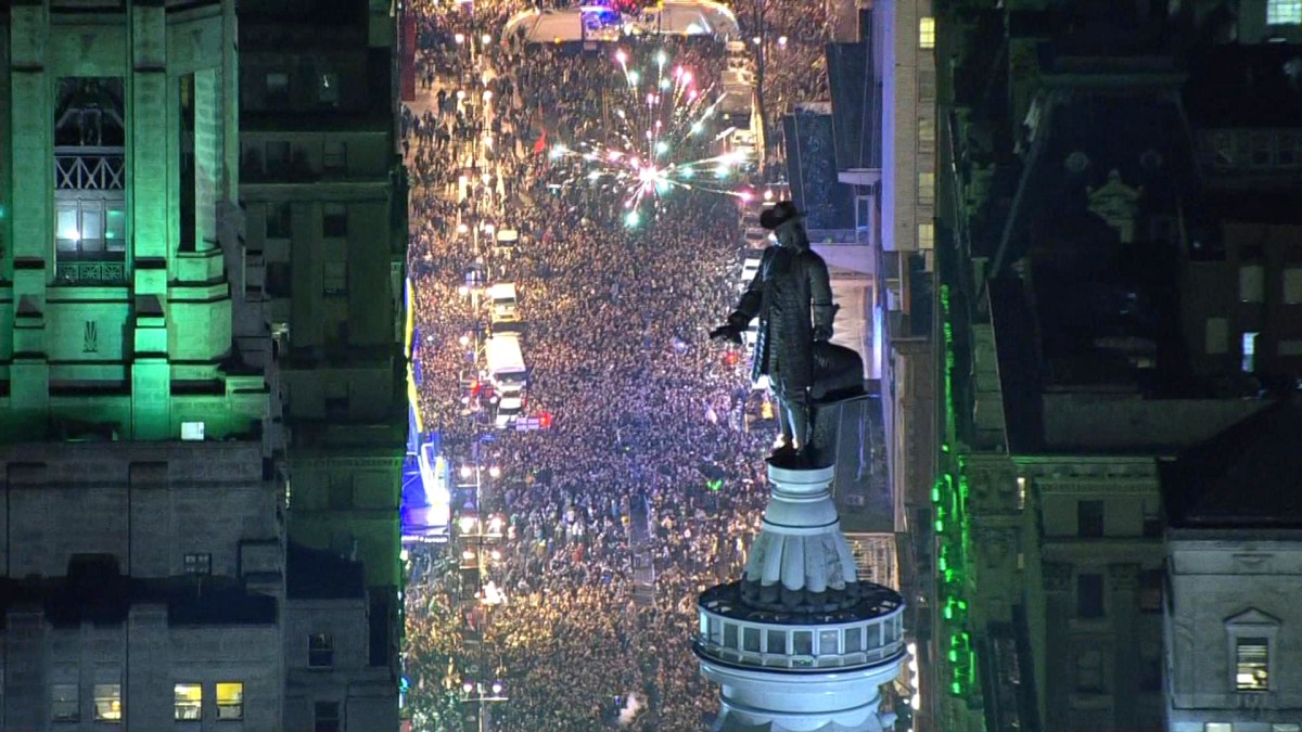 Philly Fans Triumphant in Streets After Super Bowl Win! – NBC Chicago