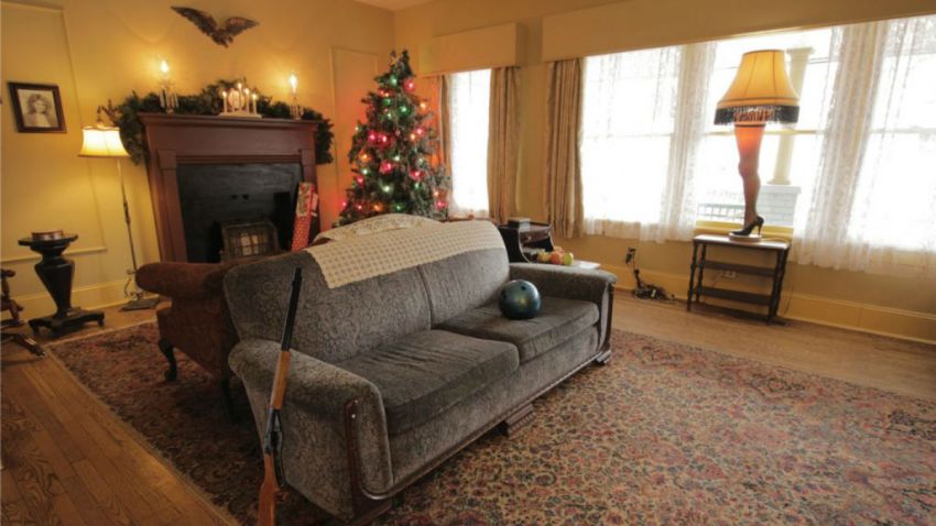 See Inside You Can Now Stay Overnight At The A Christmas Story House see-inside-you-can-now-stay-overnight-at-the-a-christmas-story-house