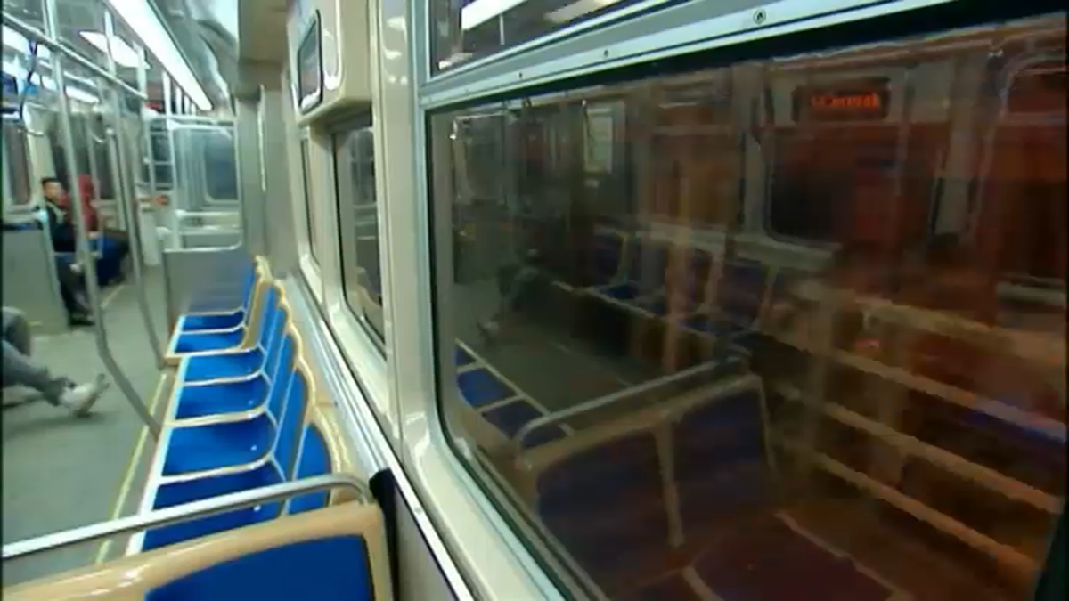 Robberies Reported on CTA Trains in Lincoln Park, Near North Side ...
