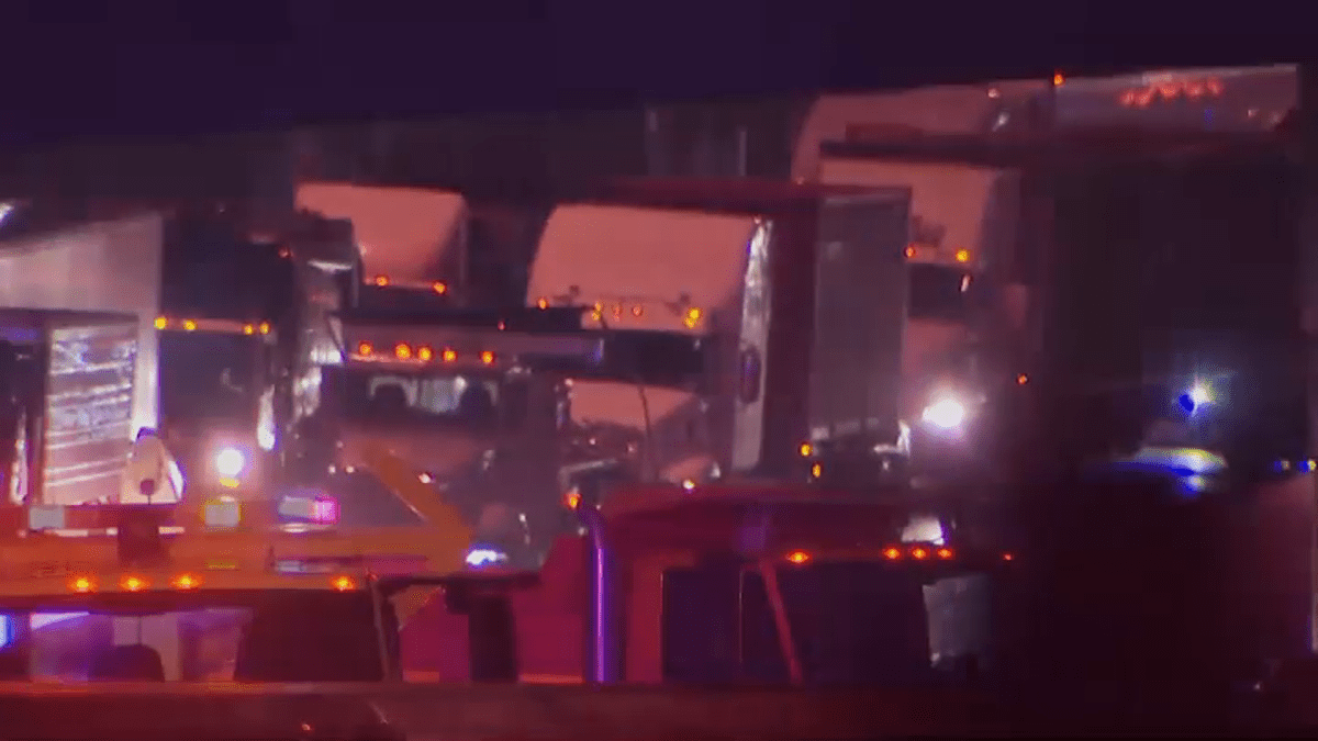 Dan Ryan Local Lanes Closed After Semi Crash, Fuel Leak Near Skyway ...