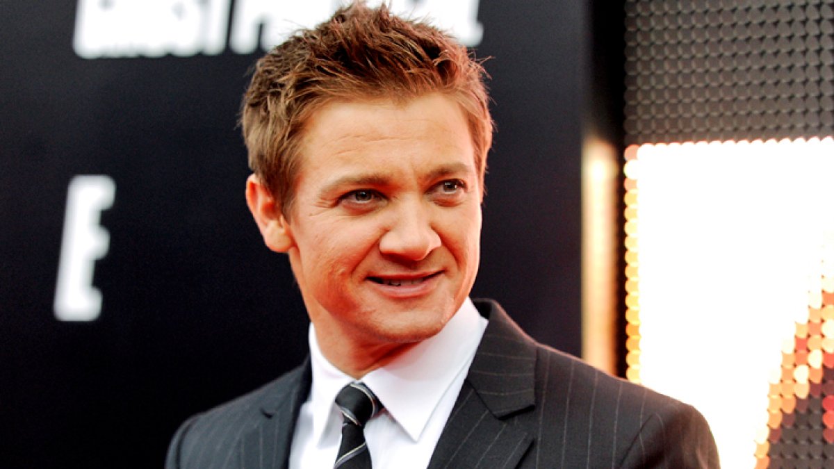 Jeremy Renner Was ‘Run Over' by More Than 7-Ton PistenBully Snowplow ...