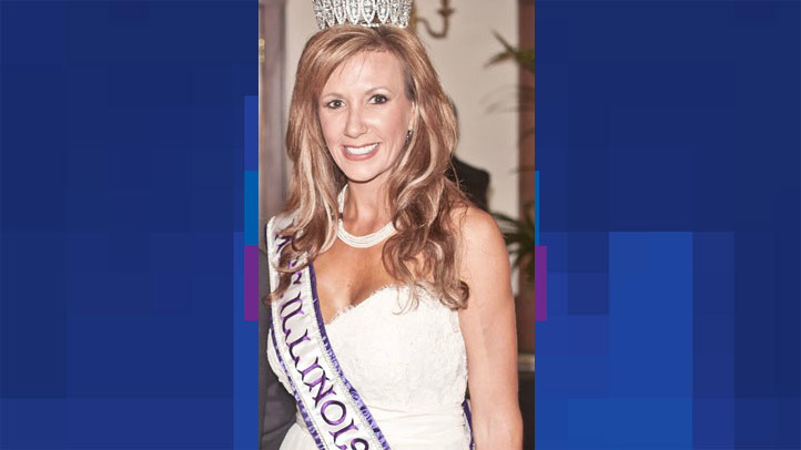 Mrs. Illinois Giving up Crown – NBC Chicago