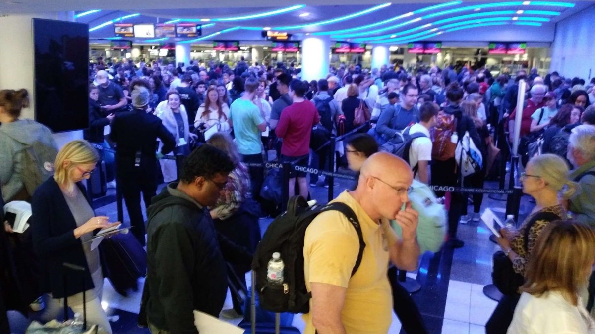 Gov. Pritzker Blasts Trump Administration in Response to Long Customs ...