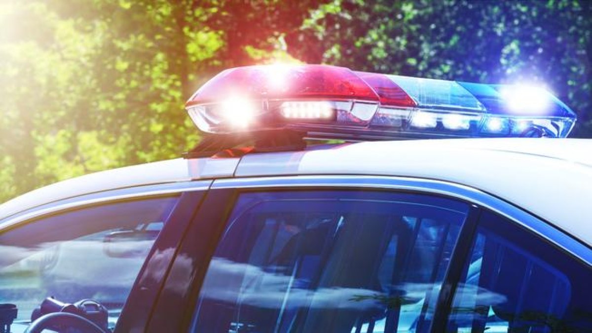 Off-duty border patrol agent shot in apparent random robbery in NYC ...