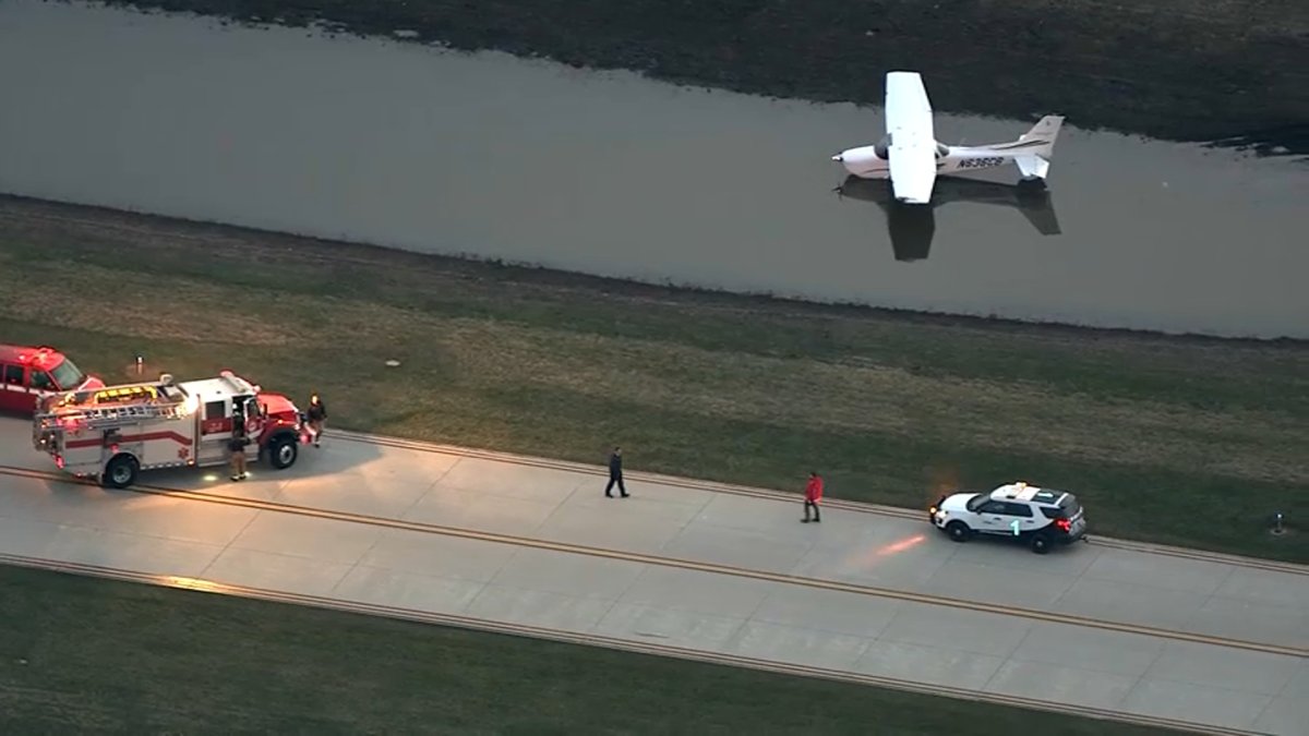 Plane Skids Off Runway at Chicago Executive Airport – NBC Chicago
