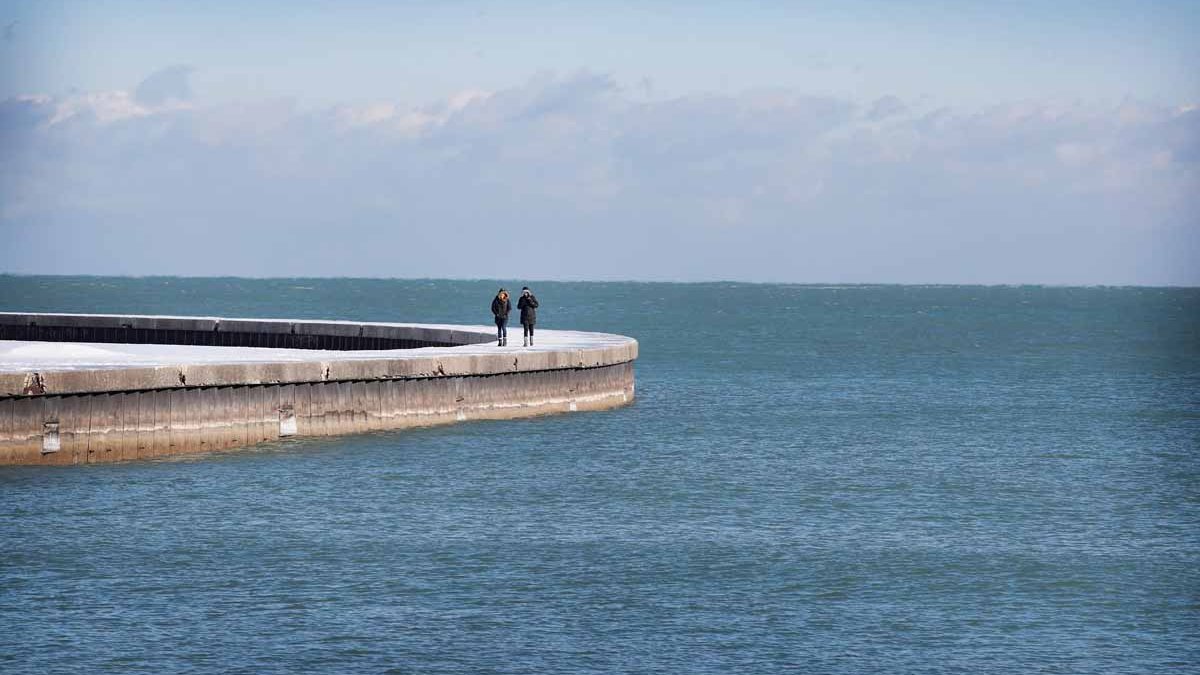 A Wind Advisory For Illinois Begins at 10 a.m. Here’s When Winds Will ...