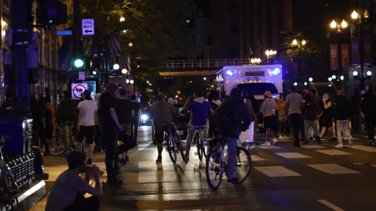 Protesters Arrested After Clashes with Chicago Police in Loop – NBC Chicago