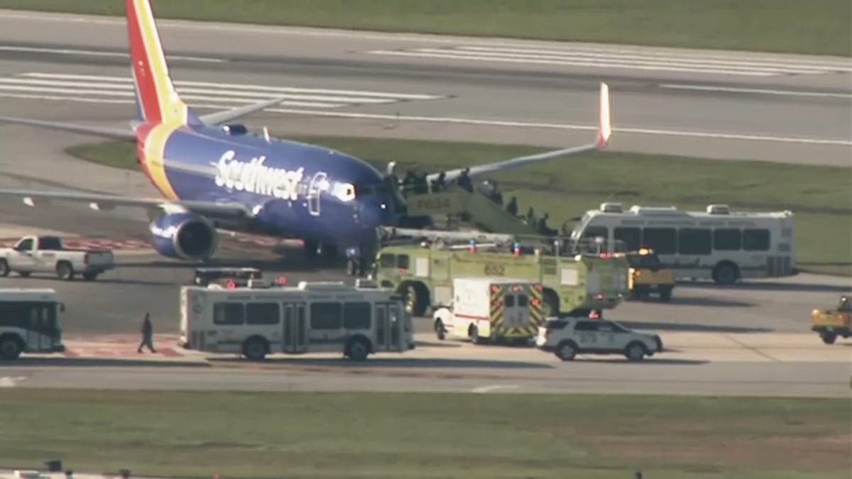 Emergency Crews Called to Midway Airport After Southwest Airlines Plane ...