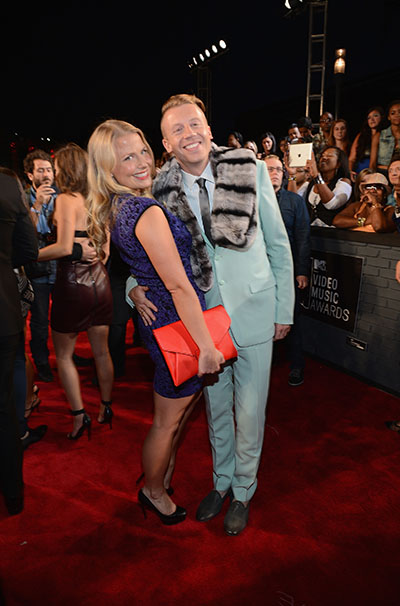 Macklemore and Wife Tricia Davis Expecting Third Baby – NBC Chicago