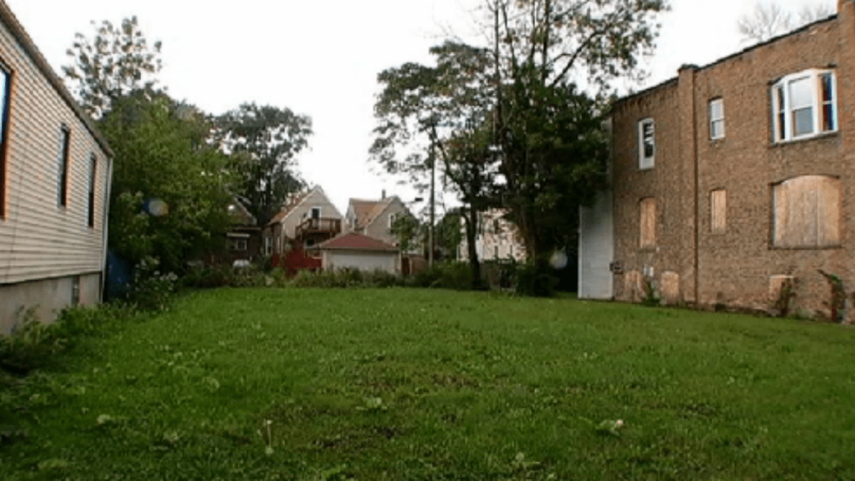 More Than 4 000 Vacant Lots On Sale For 1 In Chicago NBC Chicago more-than-4-000-vacant-lots-on-sale-for-1-in-chicago-nbc-chicago