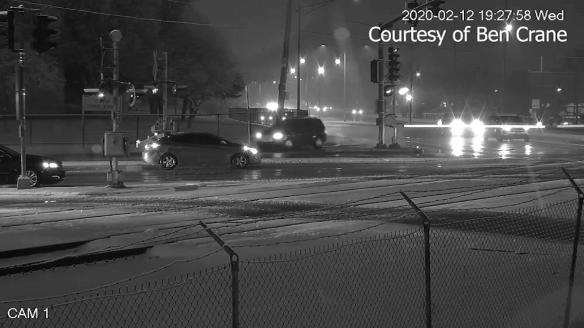 Metra to Make Changes at Railroad Crossing Where Pedestrian Was Killed ...