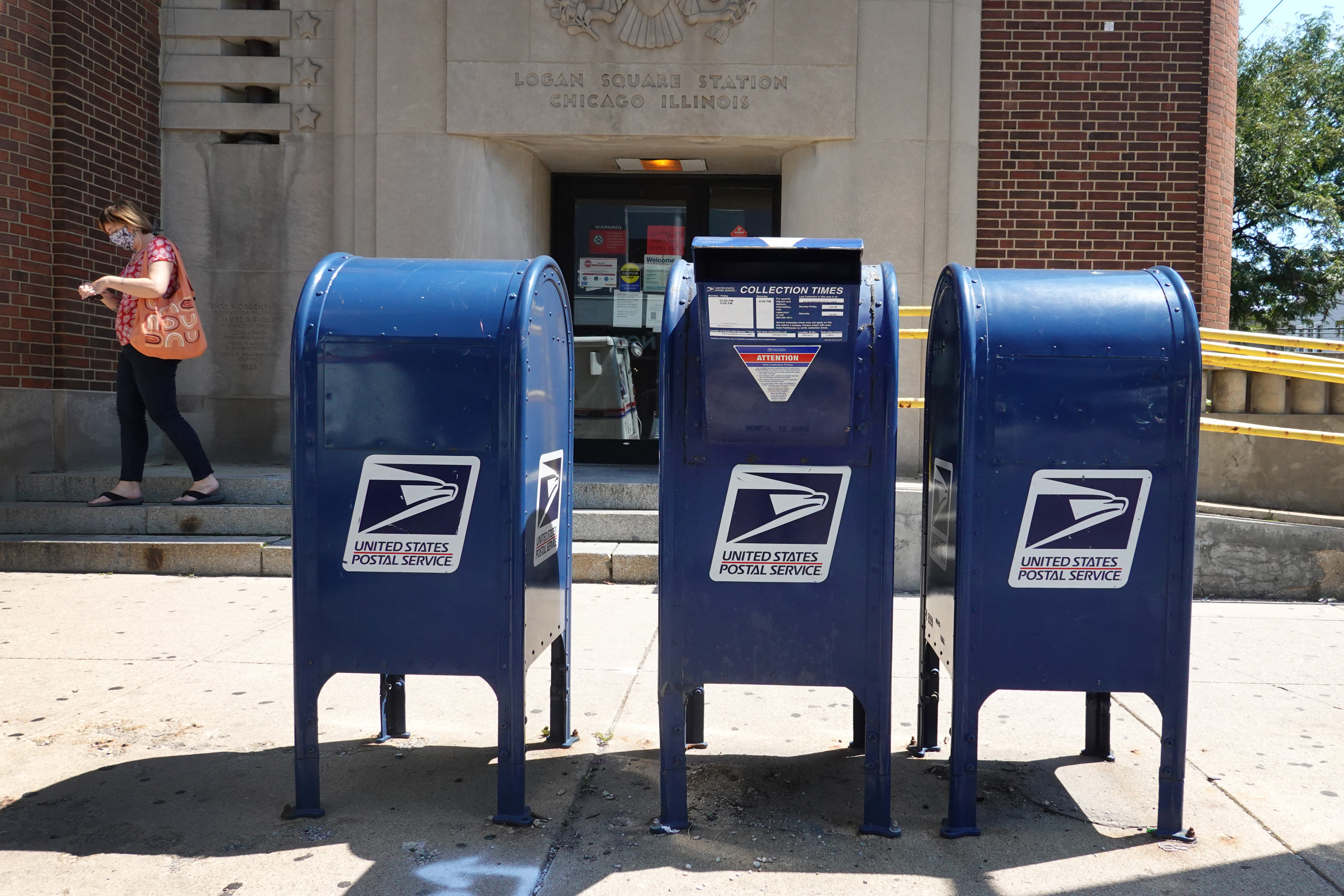 Illinois Among 14 States Suing Trump, Postmaster General Over USPS ...