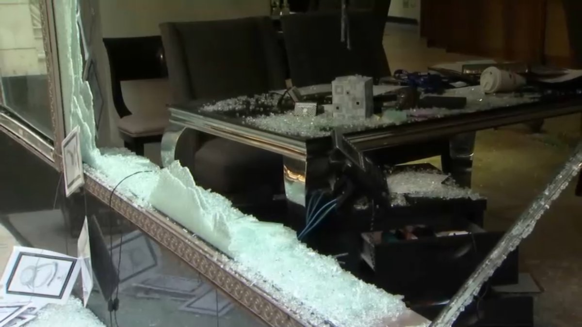 More Than 100 Arrested in Chicago Looting and Chaos; 13 Officers ...