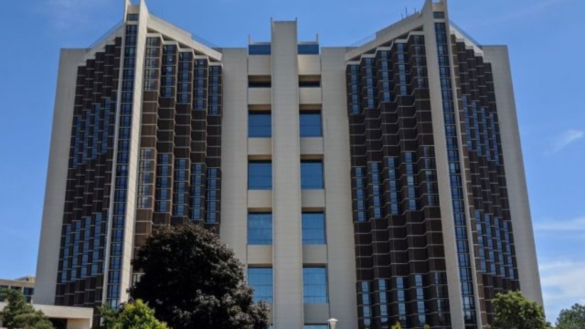 Illinois State University to Change Dormitory Floors with Names Linked ...
