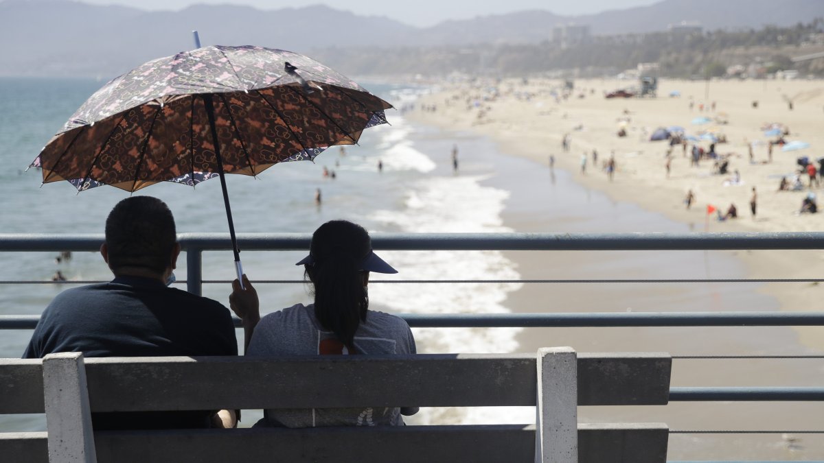 Study finds climate change fingerprints on July heat waves around the ...