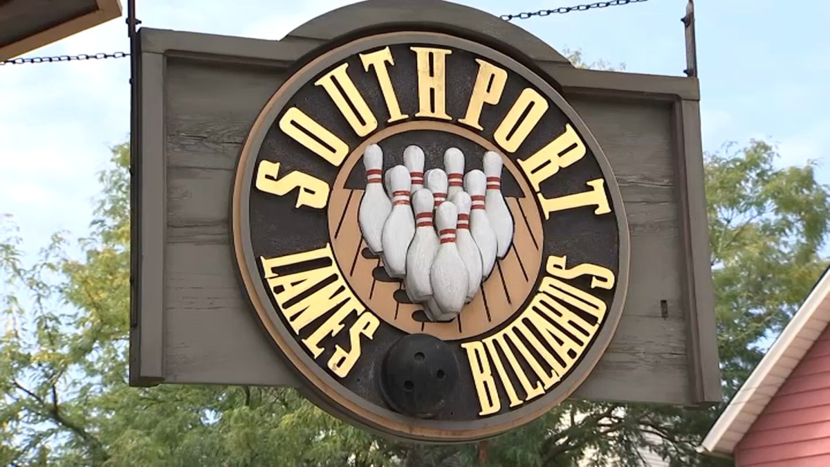 Historic Southport Lanes in Lakeview to Close Permanently After Nearly ...