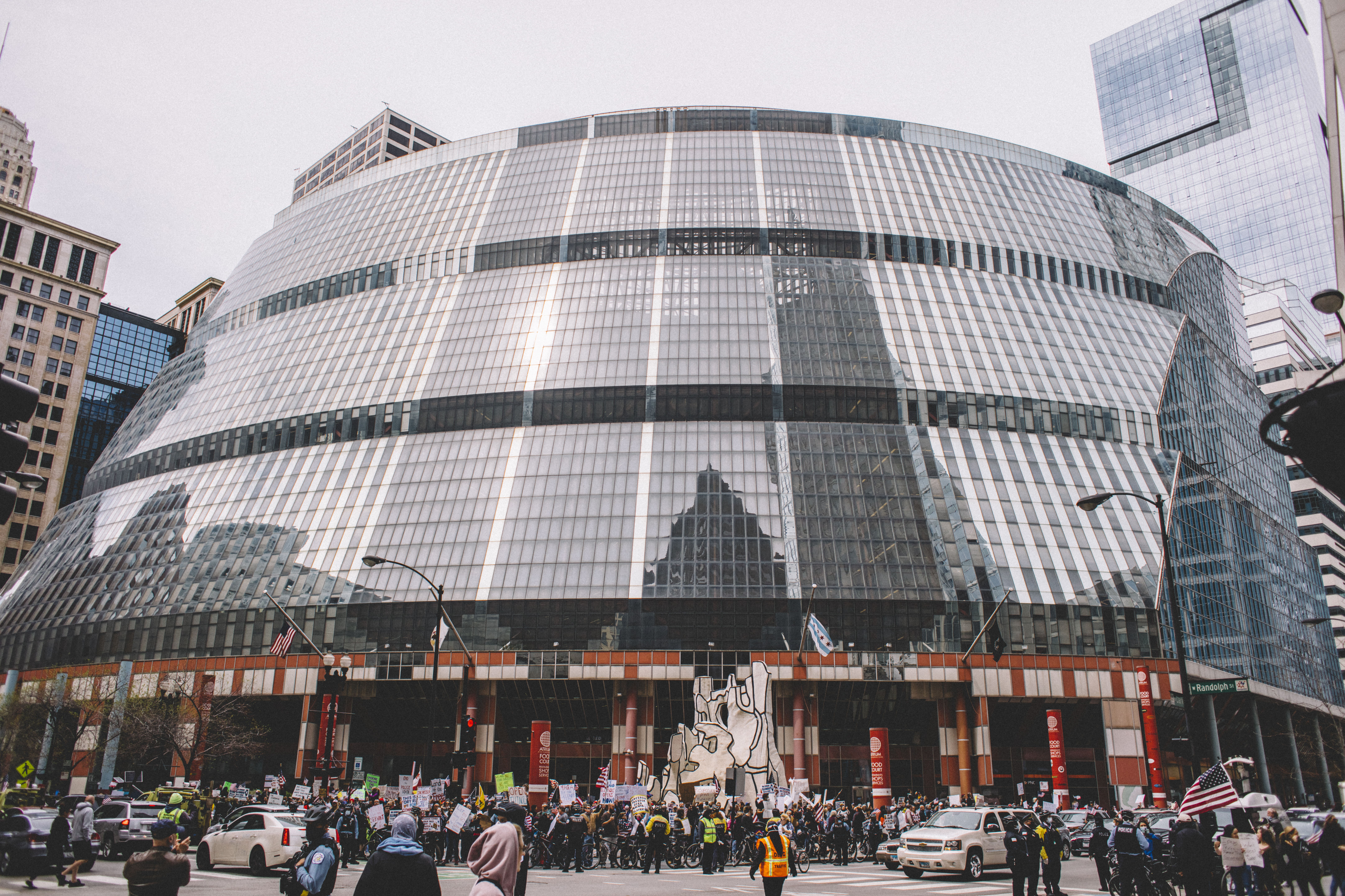 Illinois Officially Seeks Bids for Sale of Chicago’s Thompson Center ...