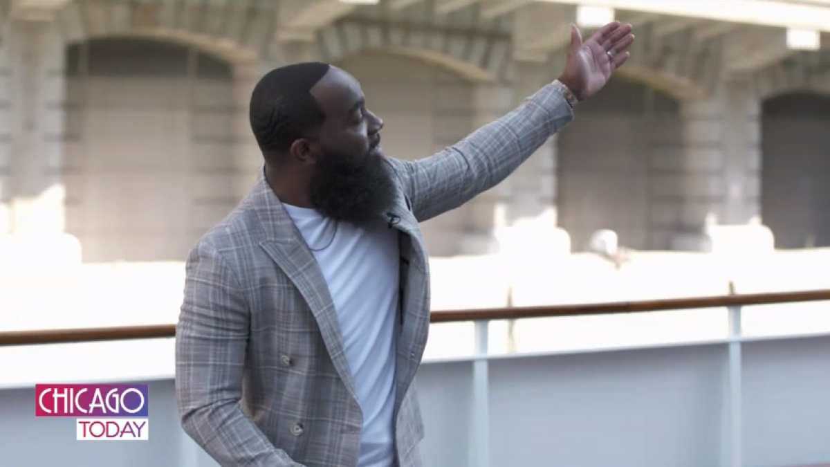 Chicago Comedian T. Murph Continues Hilarious Architecture Tour, Calls ...