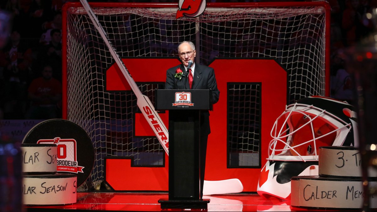 Mike ‘Doc’ Emrick’s Top 10 Blackhawks Calls – NBC Chicago