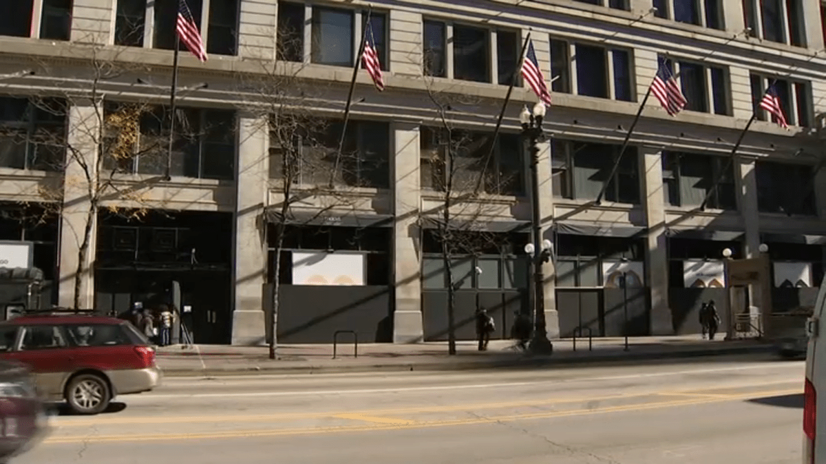 Macy’s State Street Boarding Up Windows Ahead of Potential Election Day ...