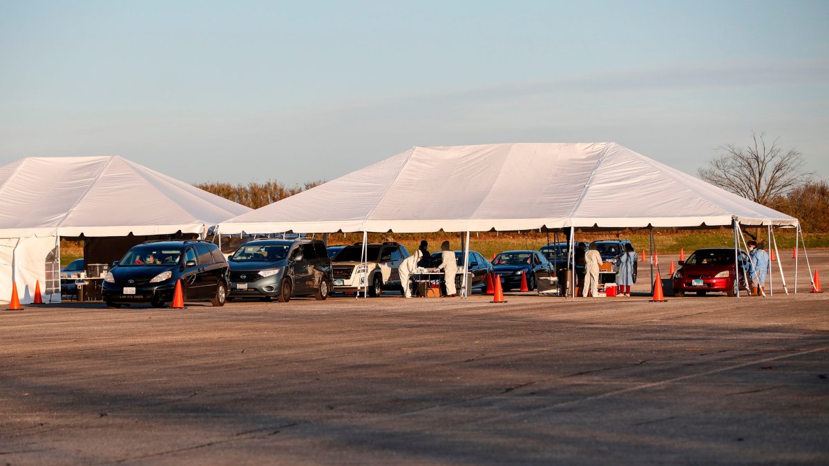 Illinois to Increase Capacity at 3 COVID Testing Sites This Weekend ...