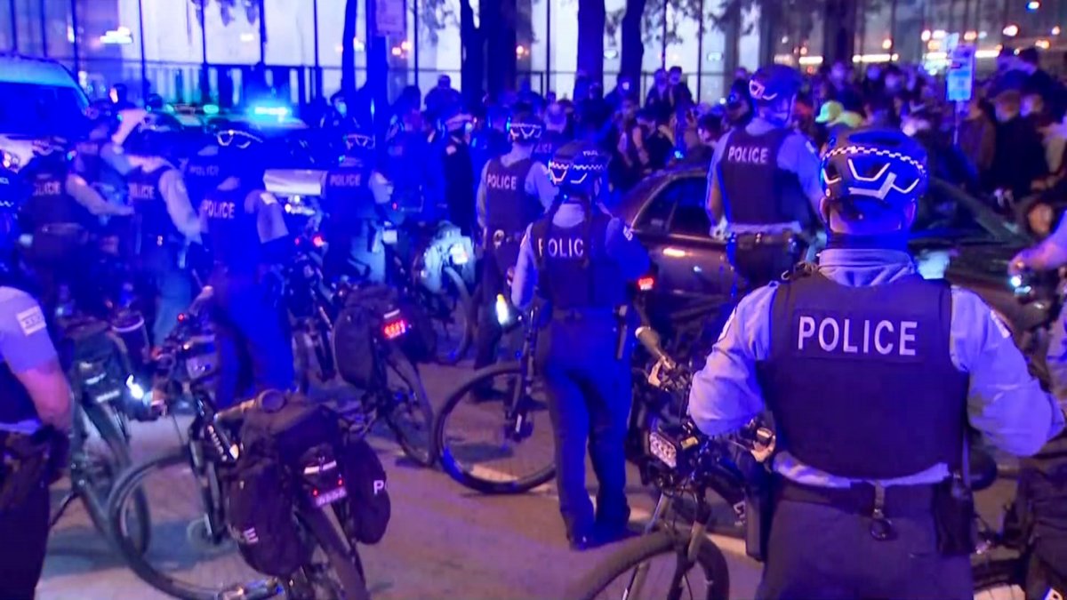 Hundreds Take to Streets of Chicago as Presidential Election Results ...