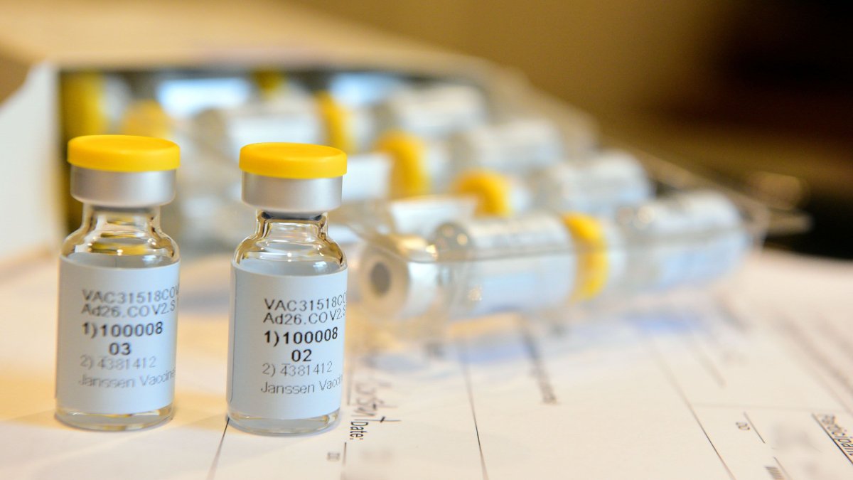 Cook County Opens First Large-Scale Vaccination Site in Illinois to ...