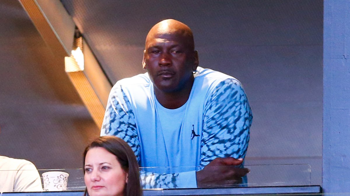 Michael Jordan Donates $10 Million to Open Medical Clinics in Home ...