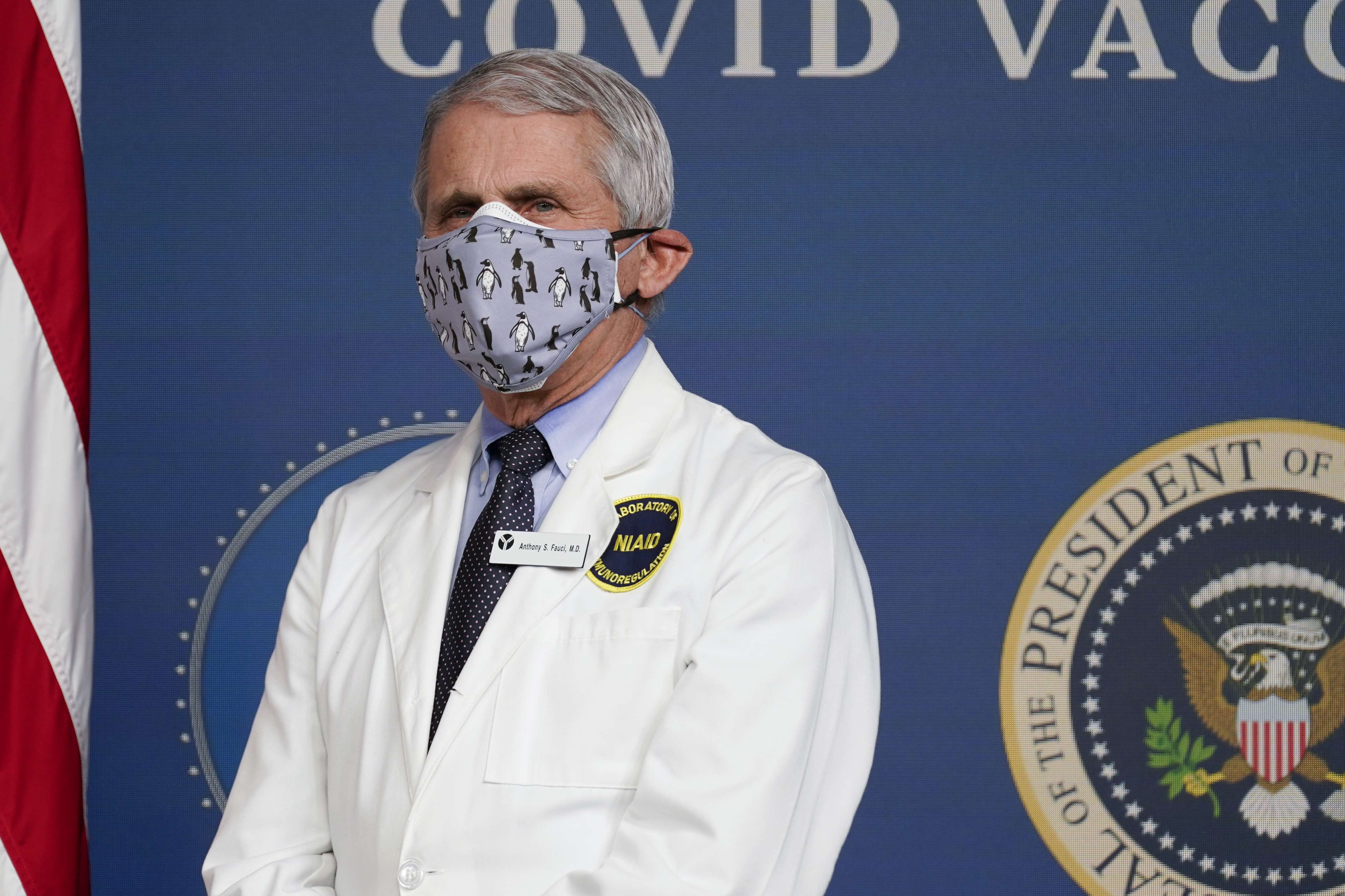 Fauci Presents His Personal Virus Model to Smithsonian – NBC Chicago