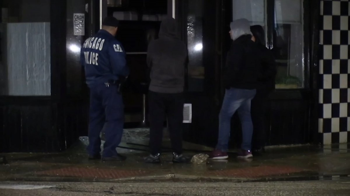 Chicago Police Investigate Thefts of High-End Cars at O’Hare, ATM’s in ...