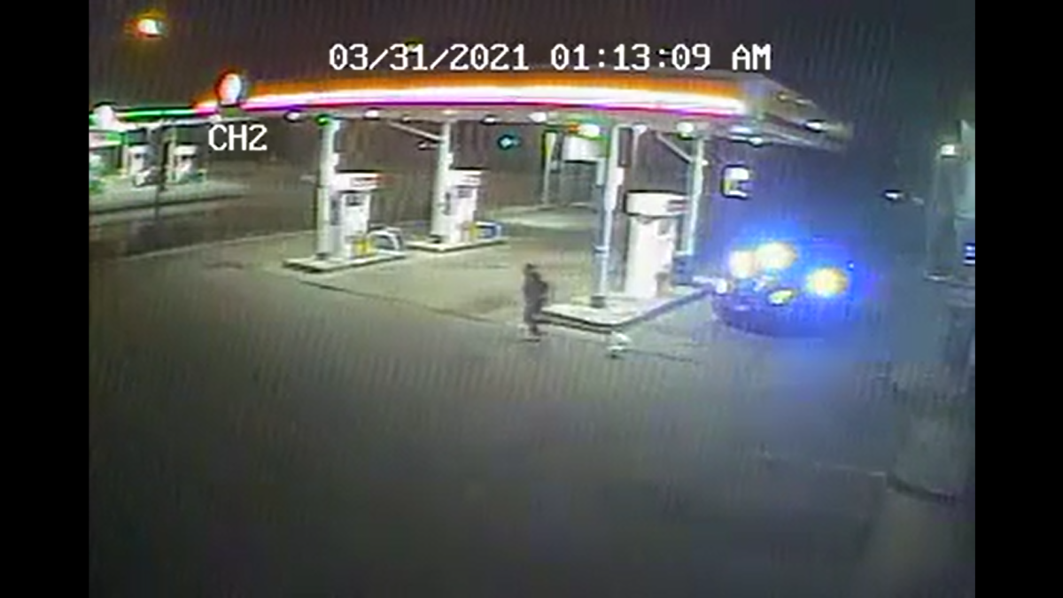 Chicago Officer Who Shot Anthony Alvarez Stripped of Police Powers, Top ...