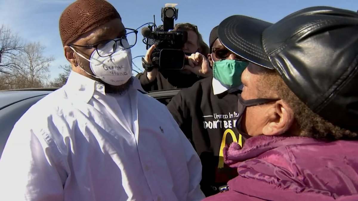 Chicago Man Convicted of Double Murder Walks Free After 29 Years Behind ...