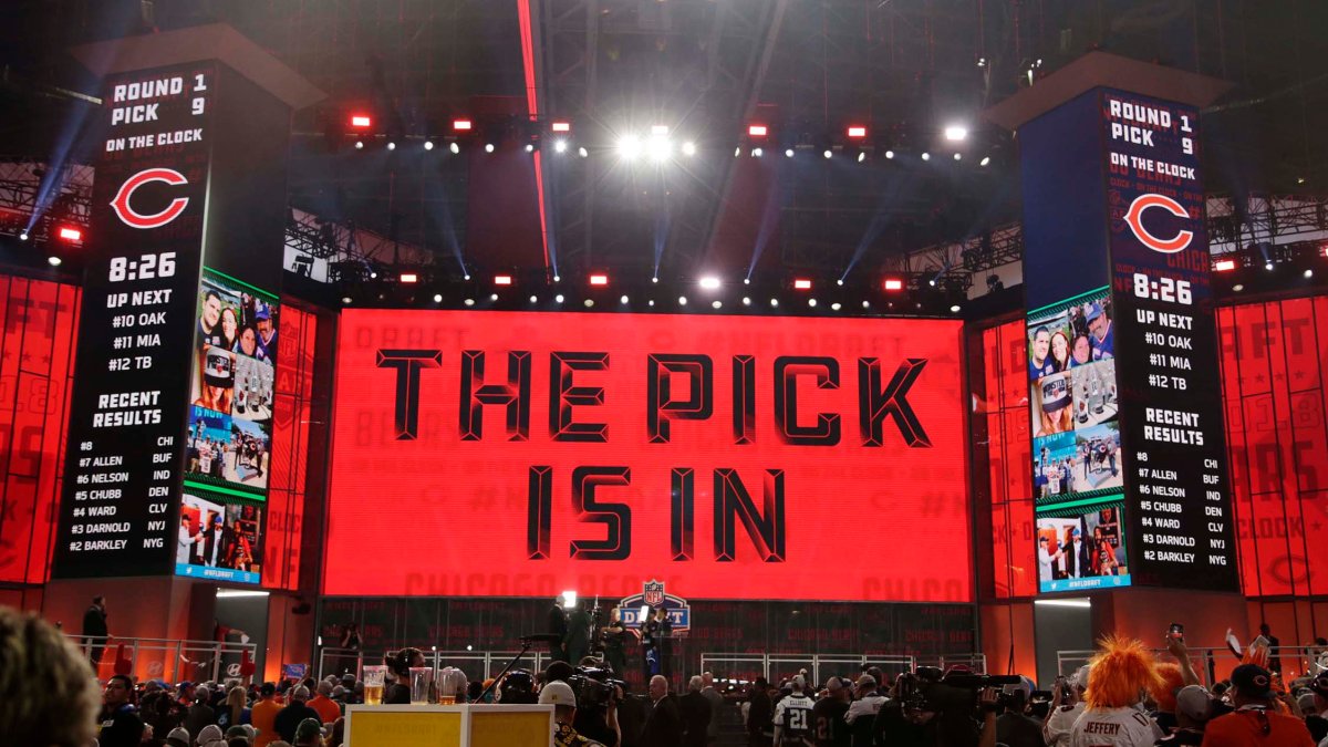 Bears Select Justin Fields No. 11 Overall at 2021 NFL Draft: Instant ...